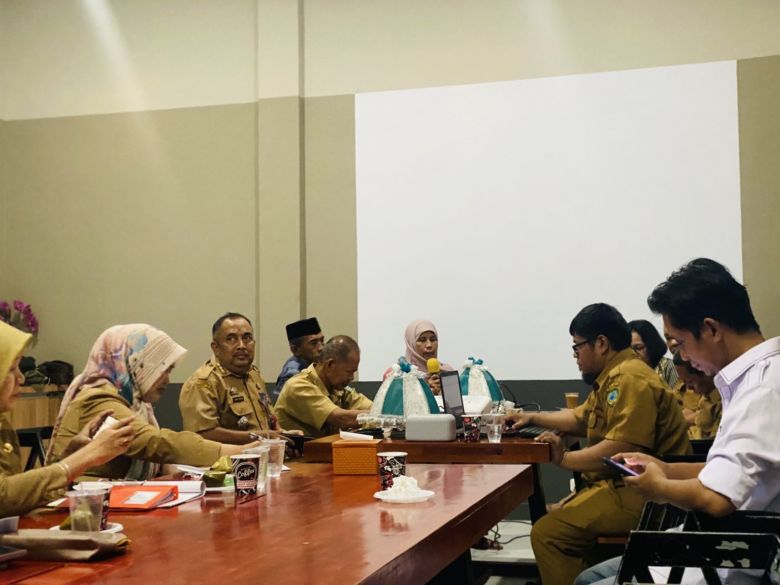 Maksimalkan Pelayanan Bagi Penyandang Disabilitas, DPMPTSPK Gelar Rapat Perbup ULD ...